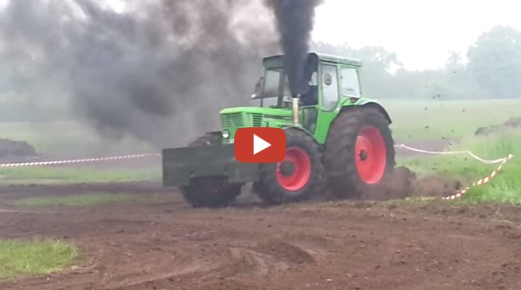 Klassieker........Test pull boomstam trekken Deutz. Powerrrr!!!!