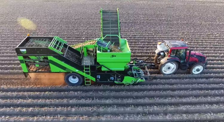 MTS v/d Zee/de Jong in actie met de nieuwe AVR Spirit 9200 ...
