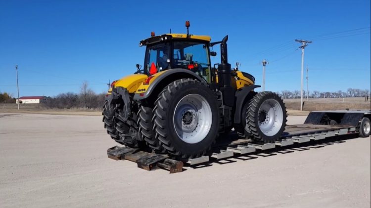 Eerste Challenger 1000 Series Tractor verkocht in Noord-Amerika