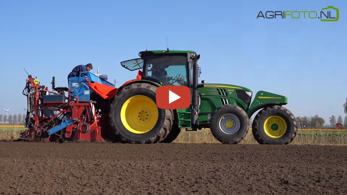 Trike Tractor Trio| 2x Valtra N174 + John Deere 6125R | 6 machines aan ...