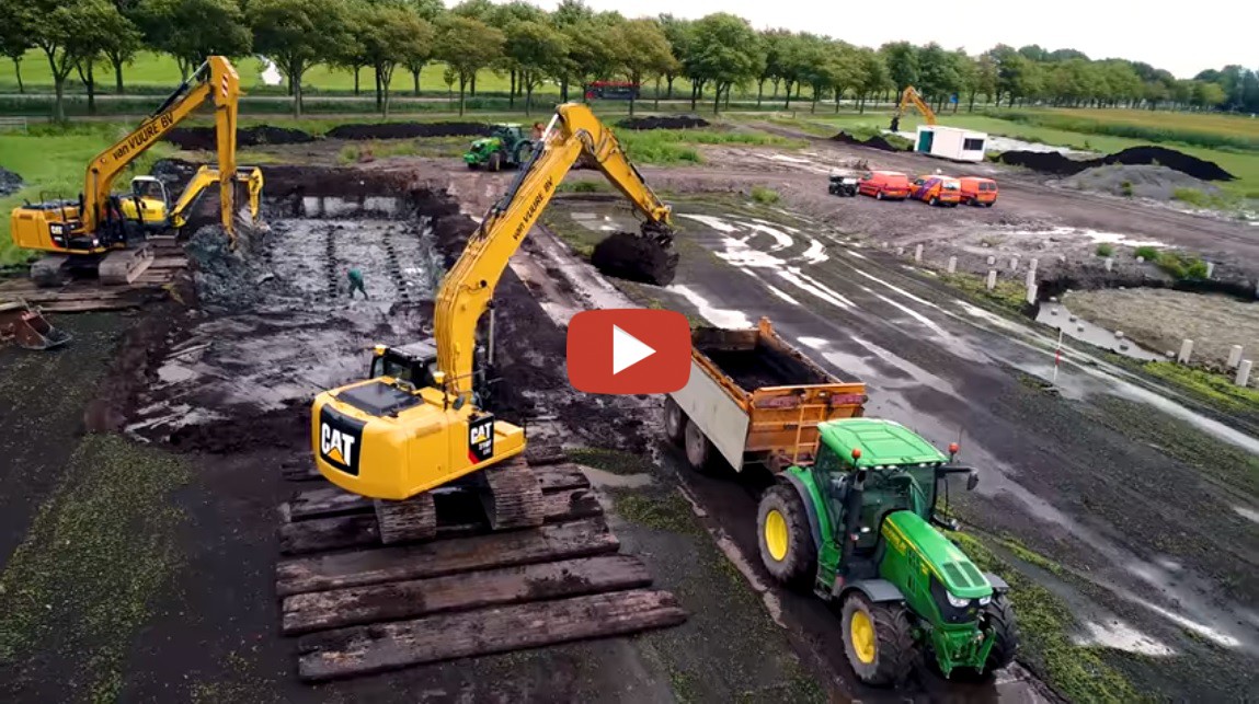Mestput uitgraven voor melkveebedrijf van 200 koeien | Mts. Buisman ...