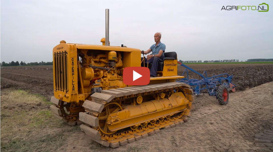 Terug in de tijd ...ploegen met een Caterpillar RD-6 2H & D6 9U ...