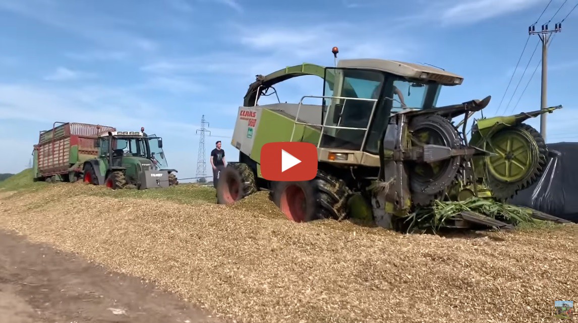 We zijn weer lekker bezig........Vastgereden op de kuil........ Hoe ...