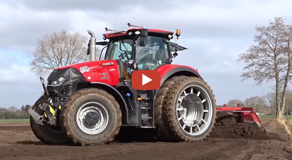 *Egaliseren met een Case IH Optum 250 CVX en een Daros kilverbak in ...