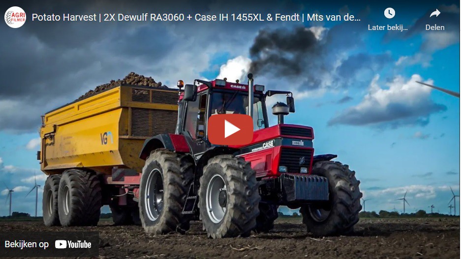 Aardappels rooien door mts. van de Westeringh en loonbedrijf van Dun ...