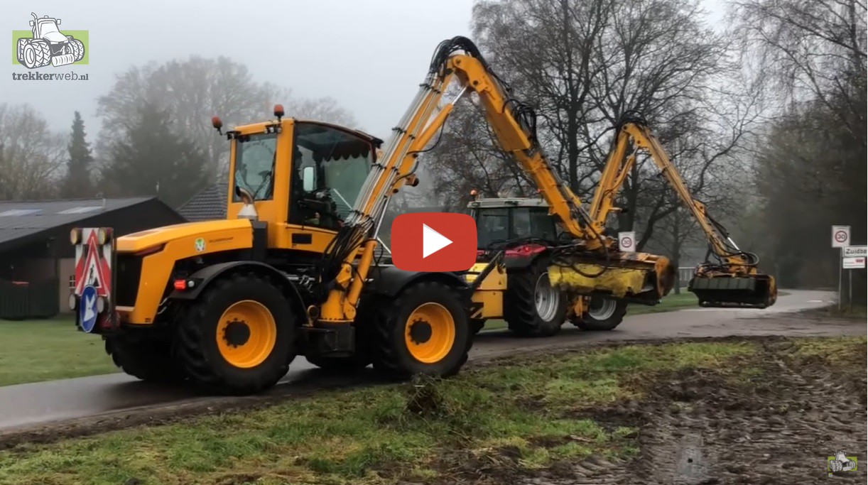 Herder One en Massey Ferguson 7480 aan het klepelen. Het ligt er weer ...