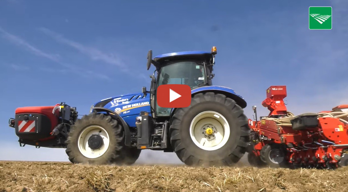 Ruitzaai van mais vermindert waterafspoeling en erosie 2022 Loonbedrijf ...