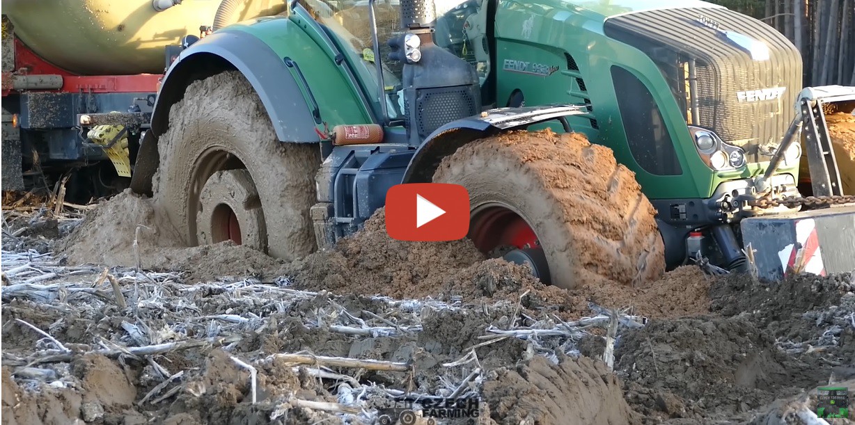 FENDT 933 Vario vastgereden bij het drijfmest uitrijden in Tsjechië ...