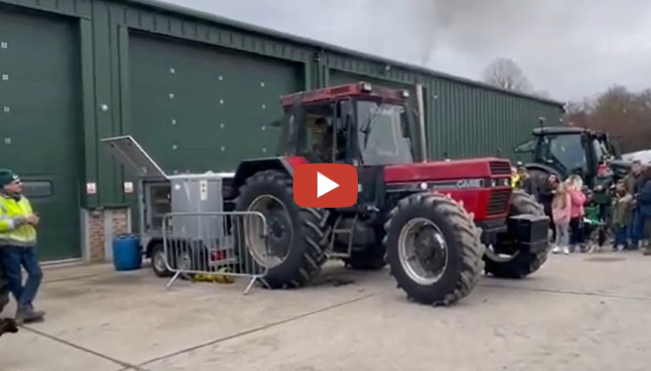 Case 1056XL met open pijp gaan we even testen aan de Dyno......... Agri ...