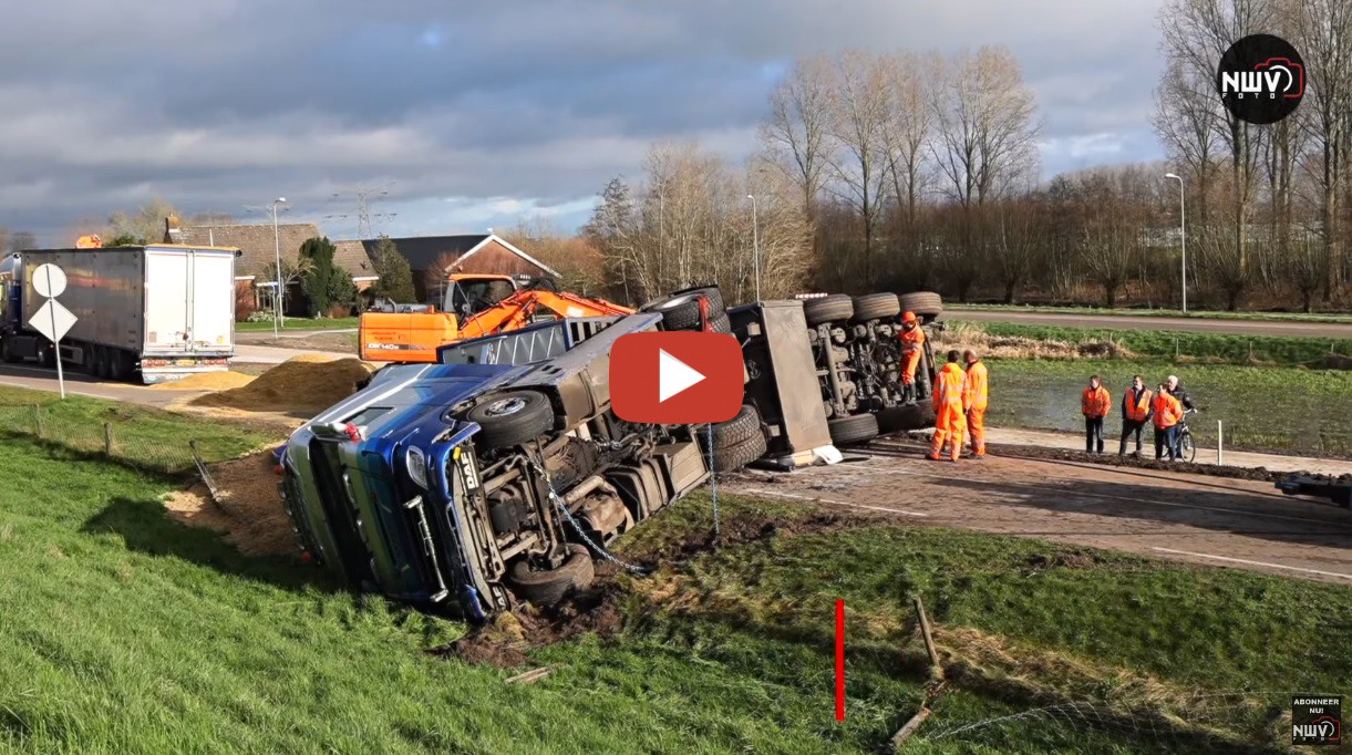 NWVFoto -- Op de Grafhorsterweg N760 bij Grafhorst is ff geleden een ...