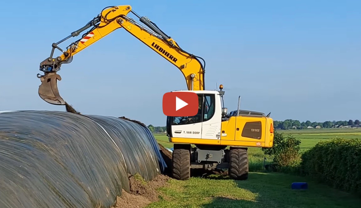 Boer Gerrit.... Teun van Dorp kan als de beste de kuil onderdekken ...