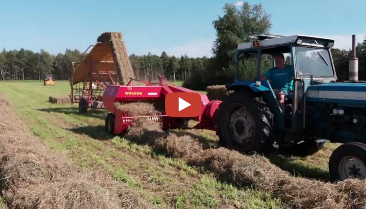 Best bijzonder.....Ford 5000 met Welger AP 71 en Meijer balen ...