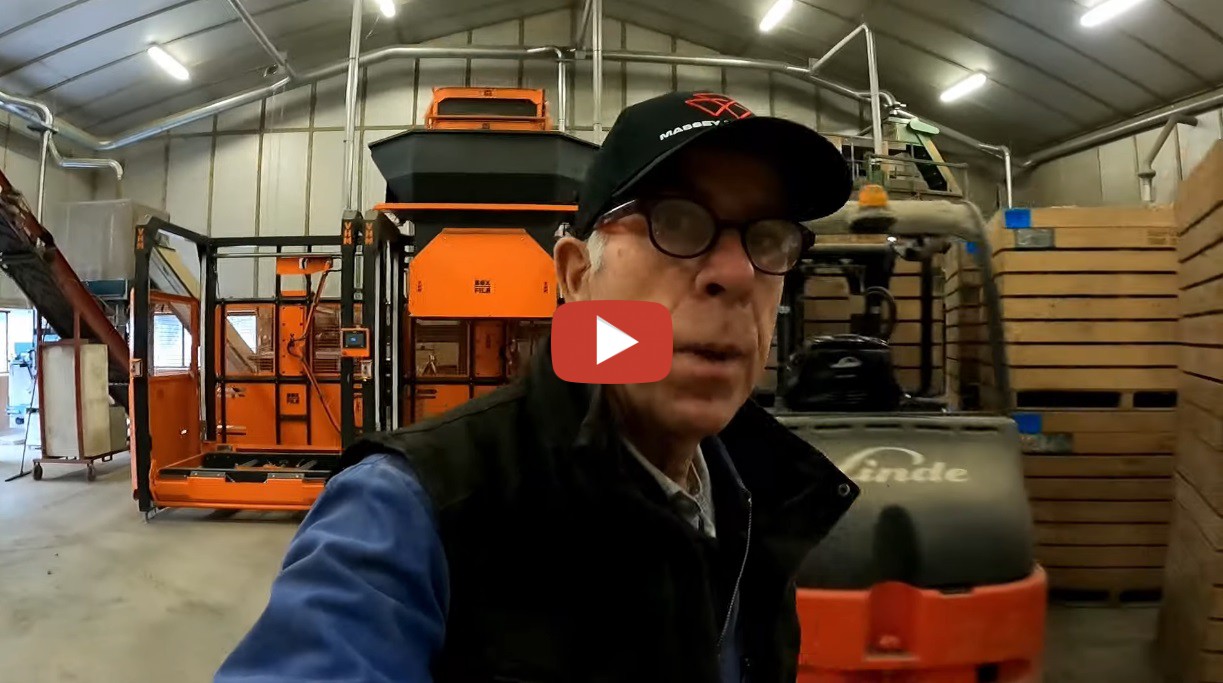 Jilles Boer - aardappelen sorteren. Bieten gespoten op 3 meter na.(zoek ...