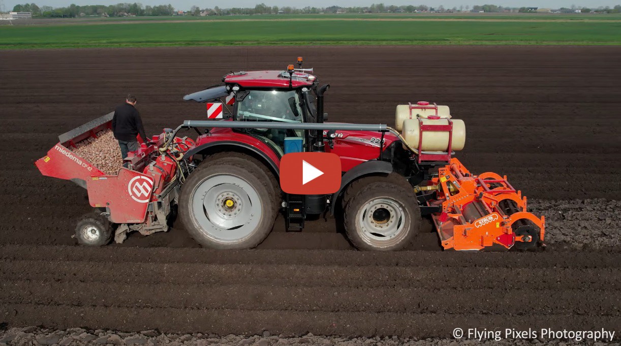 Flying Pixels Photography -- Aardappels poten 2024 door Loonbedrijf ...