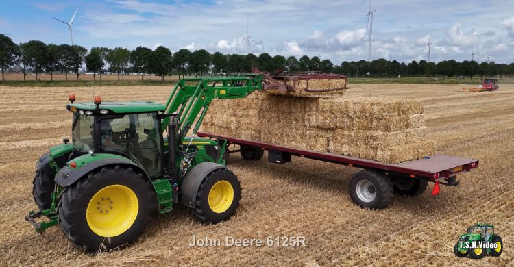 TSN AgriCultureVideo's -- Eerste gerste stro geperst van 2024 met de ...