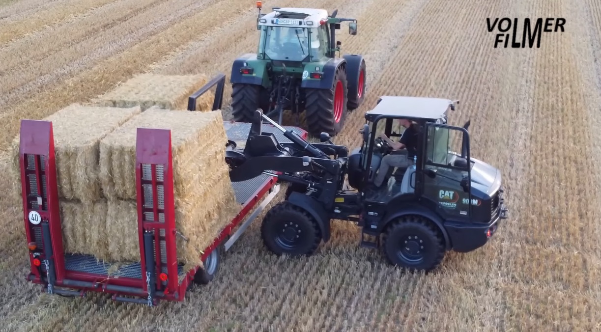 VolmerFilm 2024 - Stro balen persen door loonbedrijf Steenweg: - Fendt ...
