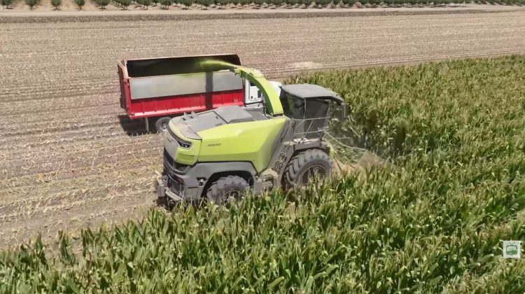 Claas Jaguar 1200 getestr in Californië - De Claas Jaguar 1200 is het ...